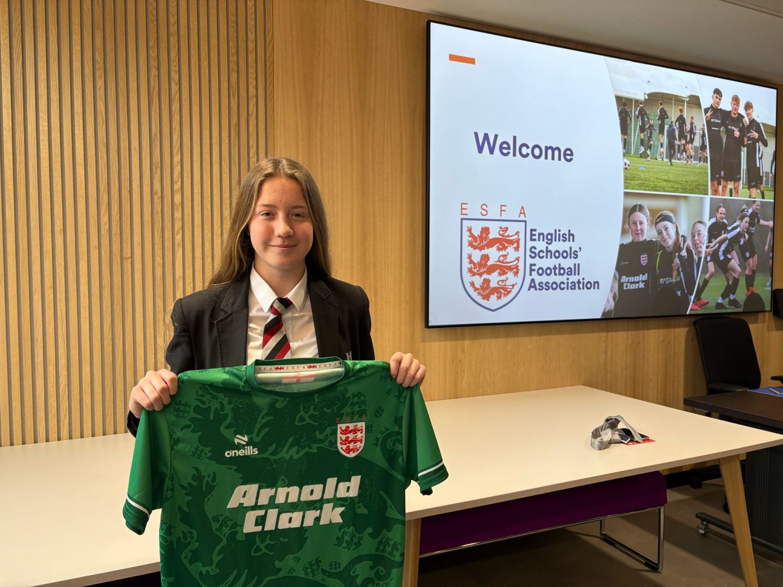 Daisy Sherrin in four-day training camp at St George’s Park – BHFC